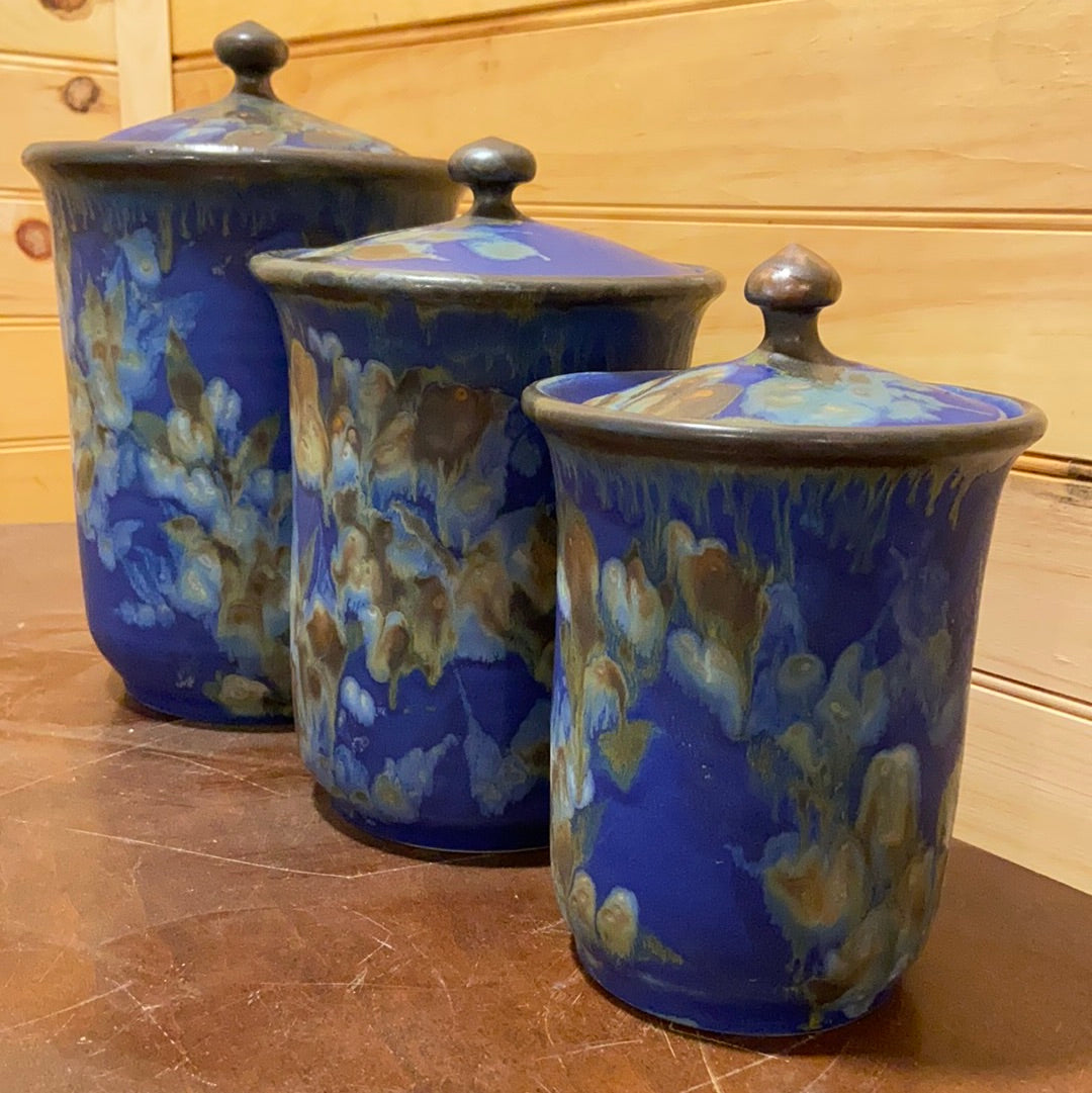Canister lidded – Butterfield Pottery